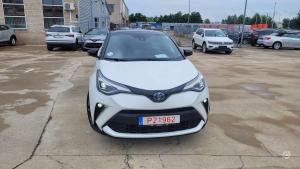 Белый Тойота C-HR 2020 в Шяуляй, объемом двигателя 1.80 л и пробегом 136 тыс. км за 19400 €, фото 4 на AUTOMOTO.COM.LV