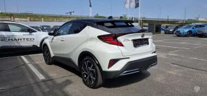 Balts Toyota C-HR 2020 Viļņa, ar dzinēja tilpumu 1.99 L un nobraukumu 87 tūkst. km par 23980 €, foto 6 vietnē AUTOMOTO.COM.LV