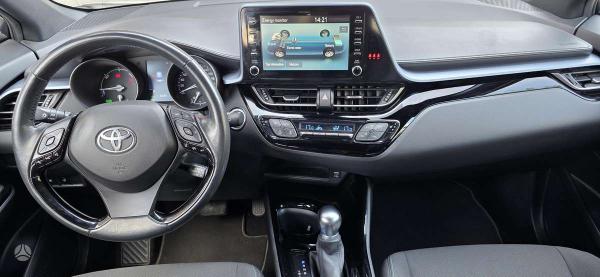 Balts Toyota C-HR 2020 Viļņa, ar dzinēja tilpumu 1.99 L un nobraukumu 87 tūkst. km par 23980 €, foto 7 vietnē AUTOMOTO.COM.LV