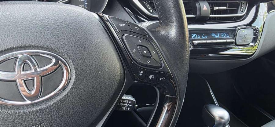 Balts Toyota C-HR 2020 Viļņa, ar dzinēja tilpumu 1.99 L un nobraukumu 87 tūkst. km par 23980 €, foto 14 vietnē AUTOMOTO.COM.LV