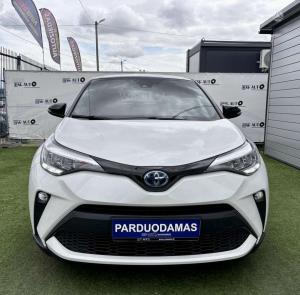 Белый Тойота C-HR 2020 в Паневежис, объемом двигателя 1.99 л и пробегом 46 тыс. км за 20900 €, фото 3 на AUTOMOTO.COM.LV
