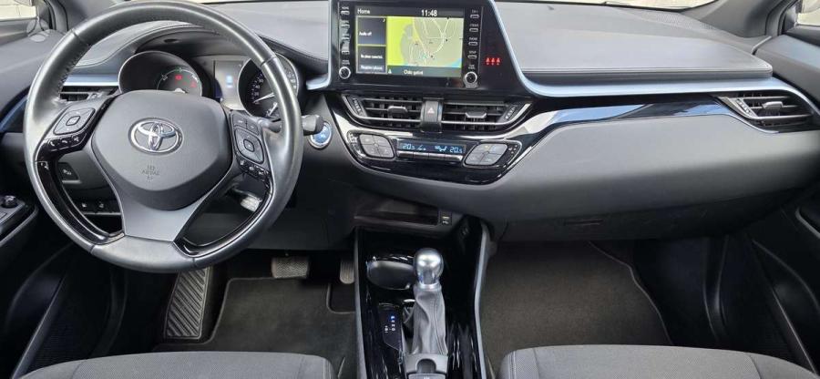 Белый Тойота C-HR 2020 в Вильнюс, объемом двигателя 1.99 л и пробегом 70 тыс. км за 23650 €, фото 8 на AUTOMOTO.COM.LV