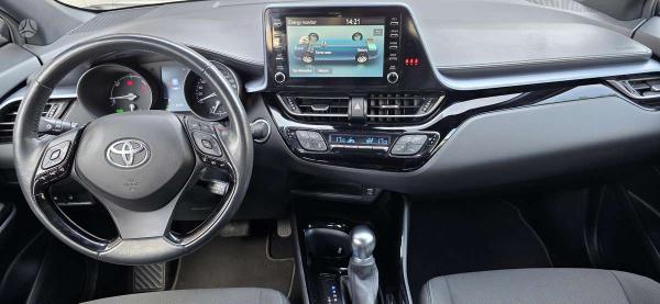 Balts Toyota C-HR 2020 Viļņa, ar dzinēja tilpumu 1.99 L un nobraukumu 87 tūkst. km par 23600 €, foto 8 vietnē AUTOMOTO.COM.LV
