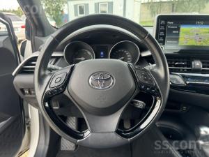 Balts Toyota C-HR 2020 Valmiera, ar dzinēja tilpumu 1.80 L un nobraukumu 53 tūkst. km par 19250 €, foto 21 vietnē AUTOMOTO.COM.LV