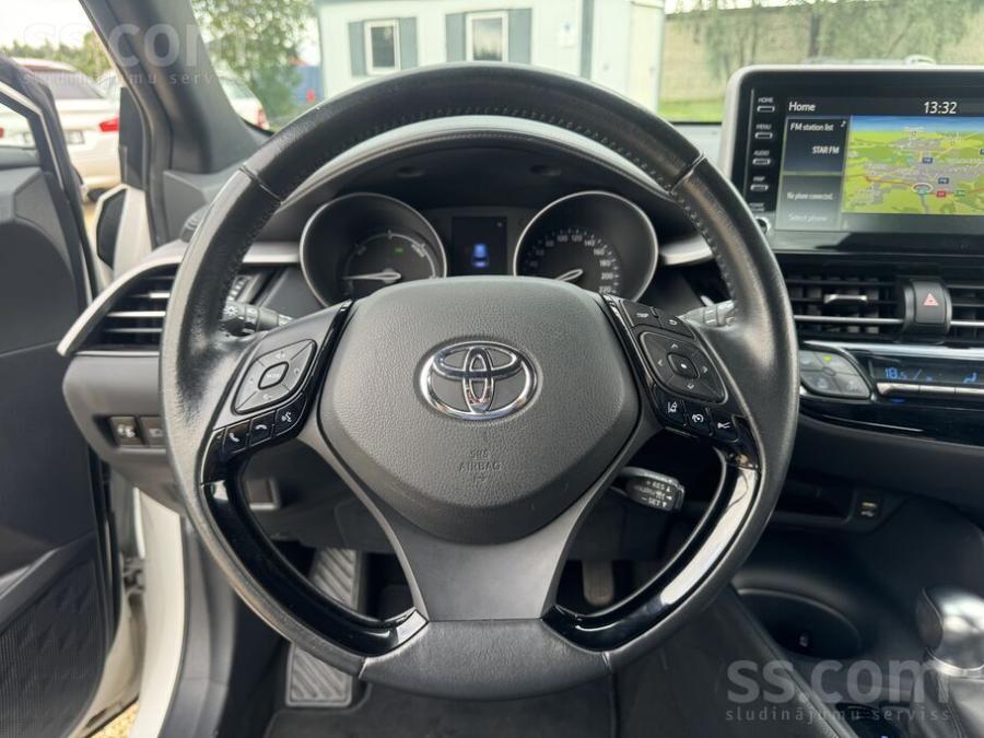 Balts Toyota C-HR 2020 Valmiera, ar dzinēja tilpumu 1.80 L un nobraukumu 53 tūkst. km par 19250 €, foto 21 vietnē AUTOMOTO.COM.LV