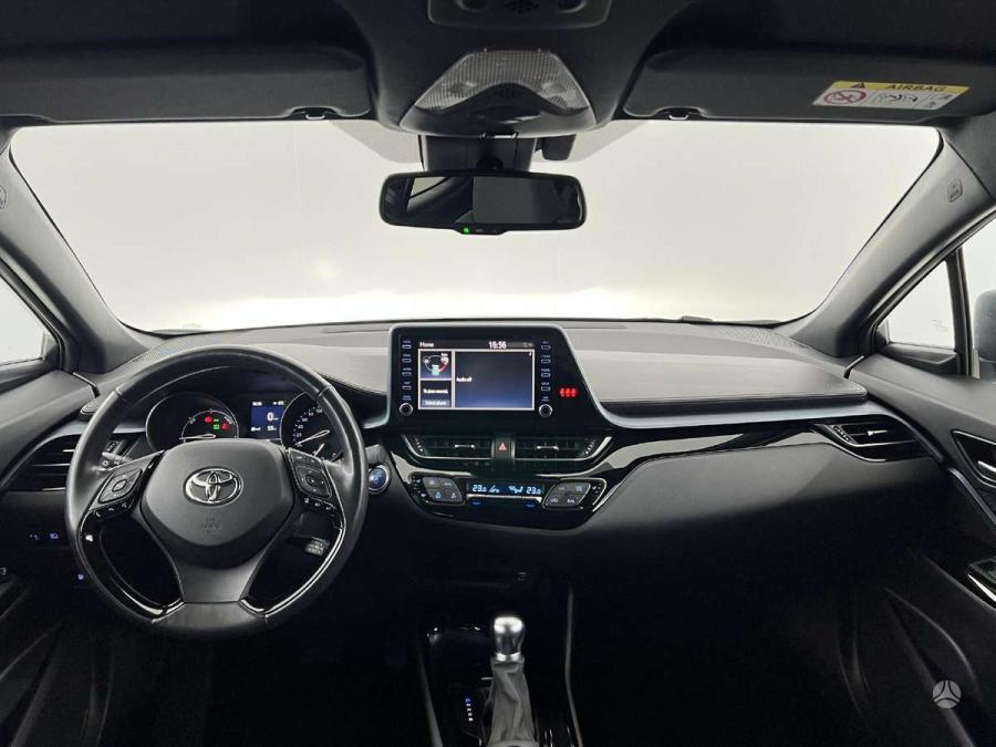 Balts Toyota C-HR 2021 Viļņa, ar dzinēja tilpumu 1.80 L un nobraukumu 112 tūkst. km par 20900 €, foto 7 vietnē AUTOMOTO.COM.LV