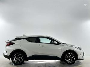 Balts Toyota C-HR 2021 Viļņa, ar dzinēja tilpumu 1.80 L un nobraukumu 112 tūkst. km par 20900 €, foto 13 vietnē AUTOMOTO.COM.LV