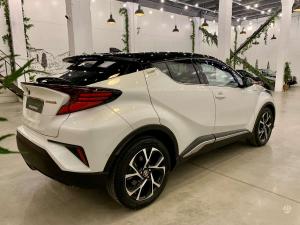 Белый Тойота C-HR 2021 в Паневежис, объемом двигателя 1.80 л и пробегом 140 тыс. км за 19990 €, фото 5 на AUTOMOTO.COM.LV