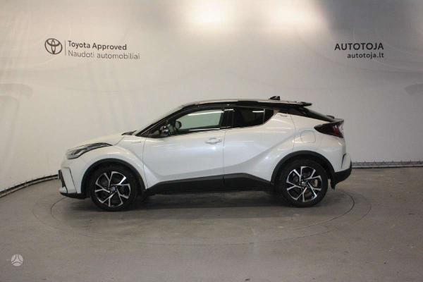 Balts Toyota C-HR 2021 Kauņa, ar dzinēja tilpumu 1.80 L un nobraukumu 82 tūkst. km par 22900 €, foto 3 vietnē AUTOMOTO.COM.LV
