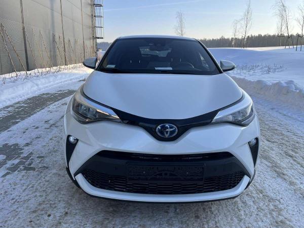 Белый Тойота C-HR 2021 в Вильнюс, объемом двигателя 1.80 л и пробегом 150 тыс. км за 17300 €, фото 7 на AUTOMOTO.COM.LV