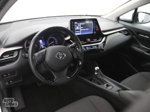 Balts Toyota C-HR 2021 Viļņa, ar dzinēja tilpumu 1.80 L un nobraukumu 124 tūkst. km par 18699 €, foto 16 vietnē AUTOMOTO.COM.LV