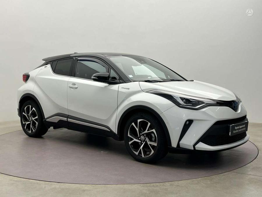 Белый Тойота C-HR 2021 в Паневежис, объемом двигателя 1.80 л и пробегом 143 тыс. км за 22490 €, фото 3 на AUTOMOTO.COM.LV