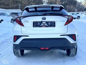 Balts Toyota C-HR 2021 Viļņa, ar dzinēja tilpumu 1.80 L un nobraukumu 66 tūkst. km par 20950 €, foto 7 vietnē AUTOMOTO.COM.LV
