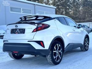 Balts Toyota C-HR 2021 Viļņa, ar dzinēja tilpumu 1.80 L un nobraukumu 66 tūkst. km par 20950 €, foto 9 vietnē AUTOMOTO.COM.LV