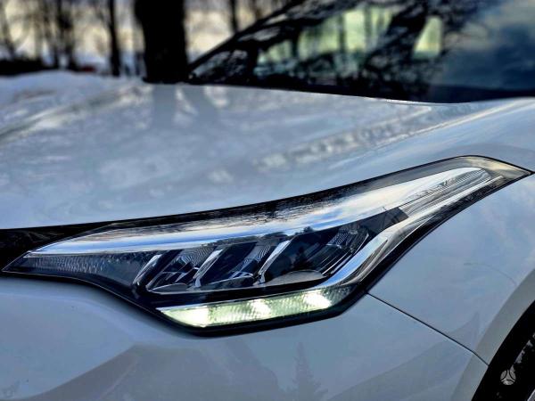 Balts Toyota C-HR 2021 Tauragė, ar dzinēja tilpumu 1.80 L un nobraukumu 178 tūkst. km par 14500 €, foto 11 vietnē AUTOMOTO.COM.LV