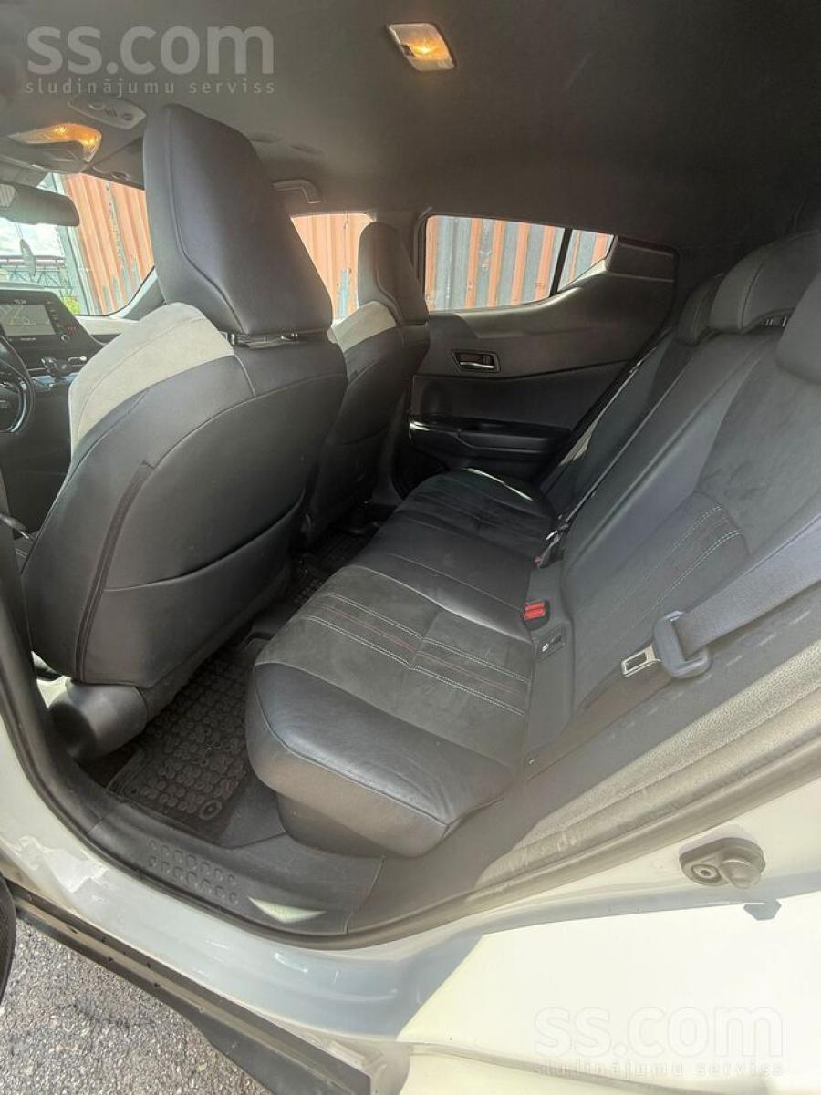 Balts Toyota C-HR 2021 Rīga, ar dzinēja tilpumu 2.00 L un nobraukumu 0 tūkst. km par 18900 €, foto 8 vietnē AUTOMOTO.COM.LV