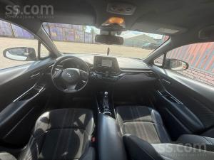 Balts Toyota C-HR 2021 Rīga, ar dzinēja tilpumu 2.00 L un nobraukumu 0 tūkst. km par 18900 €, foto 9 vietnē AUTOMOTO.COM.LV
