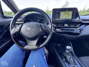 Белый Тойота C-HR 2021 в Вильнюс, объемом двигателя 1.80 л и пробегом 168 тыс. км за 17950 €, фото 16 на AUTOMOTO.COM.LV
