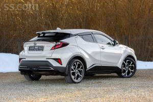 Balts Toyota C-HR 2021 Jelgava, ar dzinēja tilpumu 2.00 L un nobraukumu 0 tūkst. km par 19500 €, foto 6 vietnē AUTOMOTO.COM.LV
