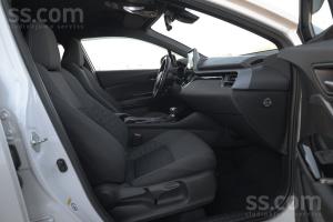 Balts Toyota C-HR 2021 Jelgava, ar dzinēja tilpumu 2.00 L un nobraukumu 0 tūkst. km par 19500 €, foto 9 vietnē AUTOMOTO.COM.LV