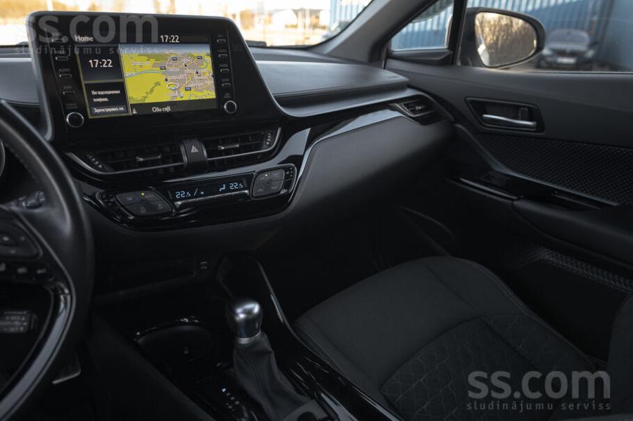 Balts Toyota C-HR 2021 Jelgava, ar dzinēja tilpumu 2.00 L un nobraukumu 0 tūkst. km par 19500 €, foto 18 vietnē AUTOMOTO.COM.LV