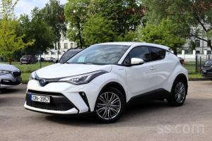 Белый Тойота C-HR 2021 в Рига, объемом двигателя 1.80 л и пробегом 30 тыс. км за 22490 €, фото 29 на AUTOMOTO.COM.LV