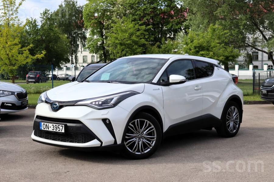Белый Тойота C-HR 2021 в Рига, объемом двигателя 1.80 л и пробегом 30 тыс. км за 22490 €, фото 29 на AUTOMOTO.COM.LV