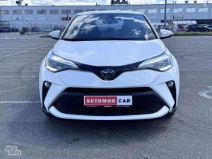 Белый Тойота C-HR 2021 в Вильнюс, объемом двигателя 1.80 л и пробегом 168 тыс. км за 17950 €, фото 3 на AUTOMOTO.COM.LV
