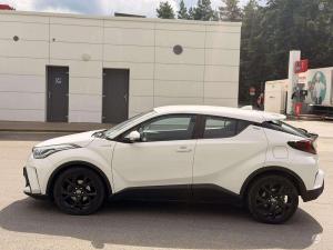 Белый Тойота C-HR 2021 в Вильнюс, объемом двигателя 1.80 л и пробегом 205 тыс. км за 16800 €, фото 9 на AUTOMOTO.COM.LV