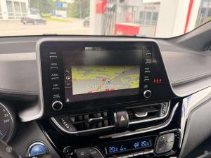 Белый Тойота C-HR 2021 в Вильнюс, объемом двигателя 1.80 л и пробегом 205 тыс. км за 16800 €, фото 27 на AUTOMOTO.COM.LV