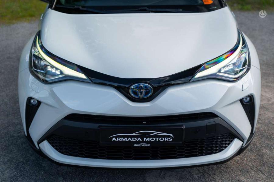Белый Тойота C-HR 2021 в Вильнюс, объемом двигателя 1.99 л и пробегом 86 тыс. км за 21900 €, фото 6 на AUTOMOTO.COM.LV