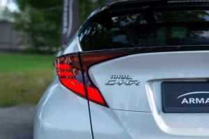 Белый Тойота C-HR 2021 в Вильнюс, объемом двигателя 1.99 л и пробегом 86 тыс. км за 21900 €, фото 17 на AUTOMOTO.COM.LV