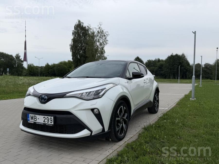 Balts Toyota C-HR 2021 Rīga, ar dzinēja tilpumu 1.80 L un nobraukumu 52 tūkst. km par 22490 €, foto 8 vietnē AUTOMOTO.COM.LV