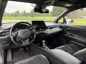 Balts Toyota C-HR 2021 Rīga, ar dzinēja tilpumu 1.80 L un nobraukumu 52 tūkst. km par 22490 €, foto 12 vietnē AUTOMOTO.COM.LV