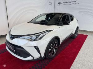 White Toyota C-HR 2021 in Siauliai, with an engine capacity of 1.80 L and mileage of 126 thousand km for 20500 €, photo  on AUTOMOTO.COM.LV