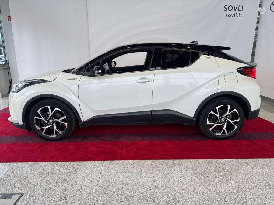 Balts Toyota C-HR 2021 Šauļi, ar dzinēja tilpumu 1.80 L un nobraukumu 126 tūkst. km par 20500 €, foto 5 vietnē AUTOMOTO.COM.LV