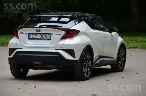 Белый Тойота C-HR 2021 в Рига, объемом двигателя 1.80 л и пробегом 156 тыс. км за 18490 €, фото 9 на AUTOMOTO.COM.LV