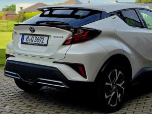 White Toyota C-HR 2021 in Taurage, with an engine capacity of 1.99 L and mileage of 279 thousand km for 12500 €, photo 14 on AUTOMOTO.COM.LV