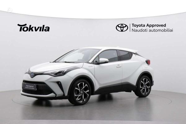 White Toyota C-HR 2021 in Vilnius, with an engine capacity of 1.80 L and mileage of 69 thousand km for 23900 €, photo 1 on AUTOMOTO.COM.LV