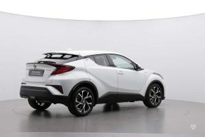 Белый Тойота C-HR 2021 в Вильнюс, объемом двигателя 1.80 л и пробегом 69 тыс. км за 23900 €, фото 4 на AUTOMOTO.COM.LV