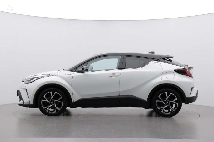 Белый Тойота C-HR 2021 в Вильнюс, объемом двигателя 1.99 л и пробегом 72 тыс. км за 24990 €, фото 5 на AUTOMOTO.COM.LV