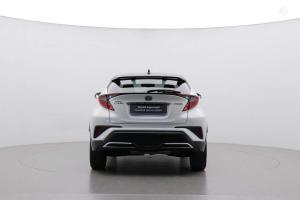 Белый Тойота C-HR 2021 в Вильнюс, объемом двигателя 1.99 л и пробегом 72 тыс. км за 24990 €, фото 6 на AUTOMOTO.COM.LV