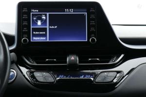 Белый Тойота C-HR 2021 в Вильнюс, объемом двигателя 1.99 л и пробегом 72 тыс. км за 24990 €, фото 16 на AUTOMOTO.COM.LV