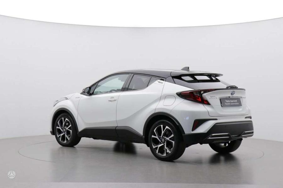 Белый Тойота C-HR 2021 в Вильнюс, объемом двигателя 1.99 л и пробегом 72 тыс. км за 24990 €, фото 19 на AUTOMOTO.COM.LV