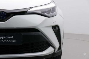 Белый Тойота C-HR 2021 в Вильнюс, объемом двигателя 1.99 л и пробегом 72 тыс. км за 24990 €, фото 21 на AUTOMOTO.COM.LV