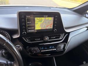 Белый Тойота C-HR 2021 в Вильнюс, объемом двигателя 1.80 л и пробегом 174 тыс. км за 17950 €, фото 35 на AUTOMOTO.COM.LV