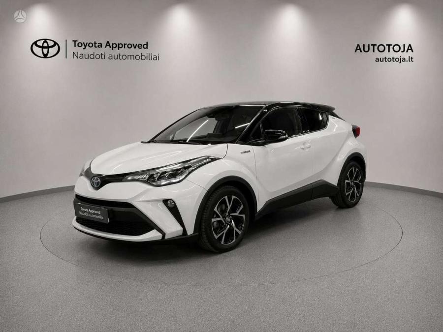 Белый Тойота C-HR 2021 в Каунас, объемом двигателя 1.99 л и пробегом 131 тыс. км за 21900 €, фото 1 на AUTOMOTO.COM.LV