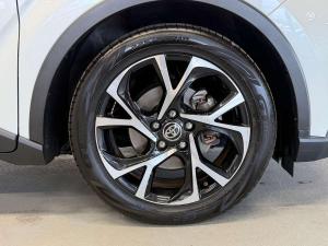 Белый Тойота C-HR 2021 в Каунас, объемом двигателя 1.99 л и пробегом 131 тыс. км за 21900 €, фото 16 на AUTOMOTO.COM.LV