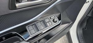 Белый Тойота C-HR 2021 в Вильнюс, объемом двигателя 1.80 л и пробегом 44 тыс. км за 23980 €, фото 17 на AUTOMOTO.COM.LV