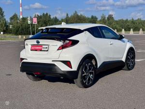 Белый Тойота C-HR 2021 в Вильнюс, объемом двигателя 1.80 л и пробегом 174 тыс. км за 18450 €, фото 5 на AUTOMOTO.COM.LV